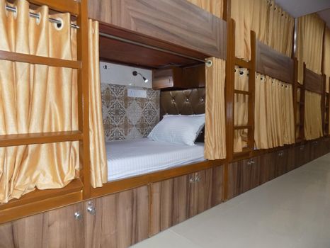 Top budget friendly hostels in Mumbai via cozycozy