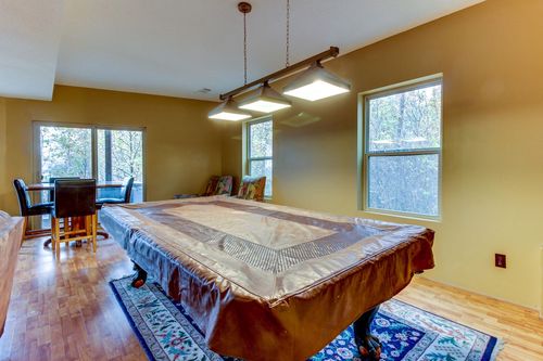 Jasper, GA Cabins at the Best Price | cozycozy