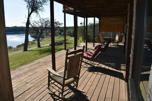 Lake Whitney Cabins | Best prices on cozycozy