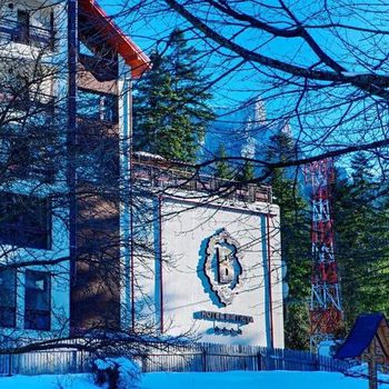 Todos los hoteles de Ceahlău - Ofertas de hoteles baratos en cozycozy