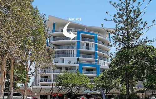 Redcliffe Resorts at the Best Price | cozycozy