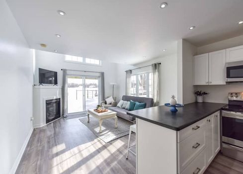 Orillia Cottages at the Best Price | cozycozy