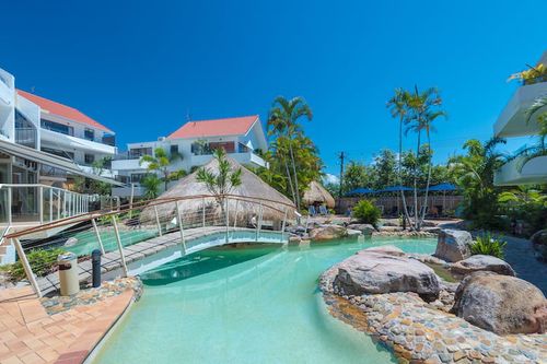 4647 Sunshine Coast Short Term and Weekly Rentals | cozycozy