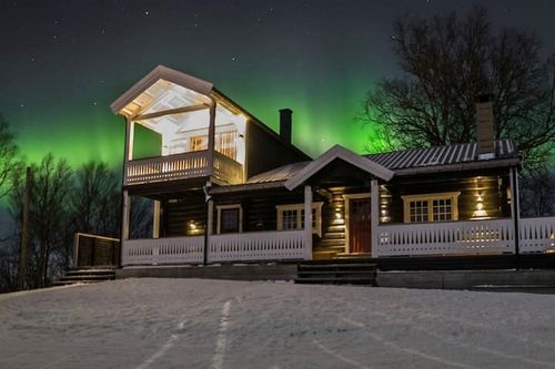 Tromsø Cabins | Best prices on cozycozy