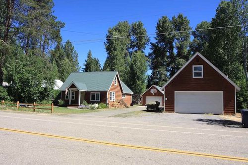 Chester, CA Vacation Rentals and Airbnb | cozycozy