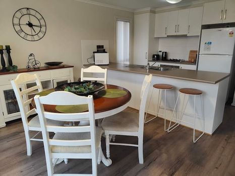 Whyalla Holiday Apartments and Self Catering | cozycozy