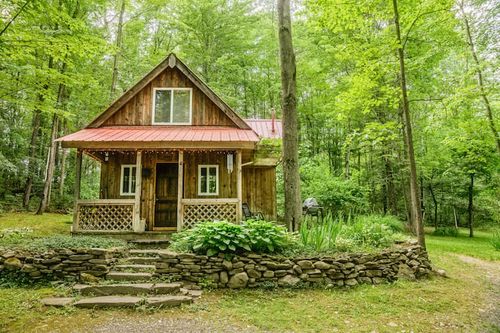 Watkins Glen, NY Cabins at the Best Price | cozycozy