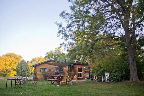 Lyons, CO Holiday Rentals and Airbnb | cozycozy