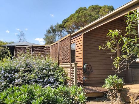 Anglesea Cabins at the Best Price | cozycozy