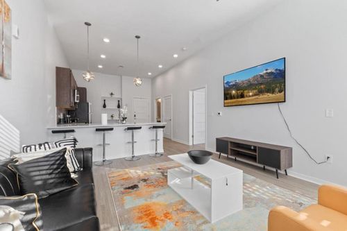 Fishers, IN Holiday Apartments and Self Catering | cozycozy