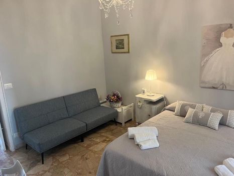 Lecce Holiday Rentals and Airbnb | cozycozy