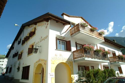 ALLE Hotels in Ardez – Günstige Hotelangebote auf cozycozy