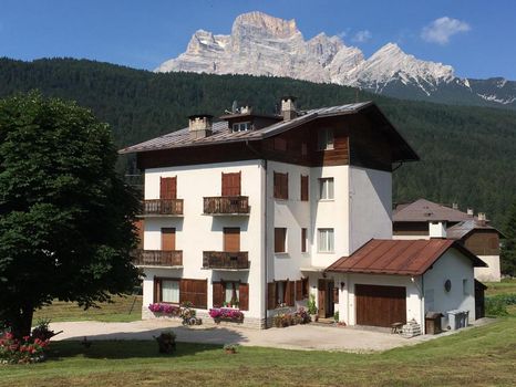 44 Borca di Cadore Appartamenti – prezzi incredibili | cozycozy