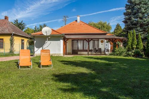 Lake Balaton Villas and Holiday homes | Best Deals on cozycozy