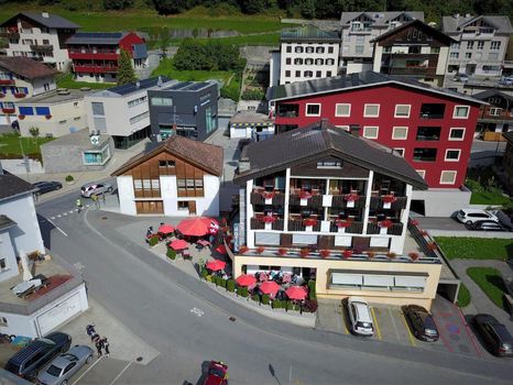 Alle Hotels in Disentis – Günstige Hotelangebote auf cozycozy