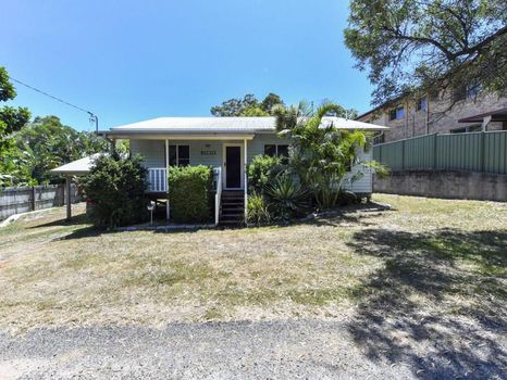 Iluka Villas and Beach house | Best Price on cozycozy