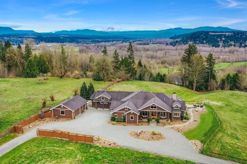Lake Marcel, WA: airbnb, hotels & vacation rentals
