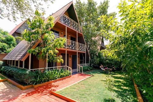 Villa in Wada at the Best Price | cozycozy