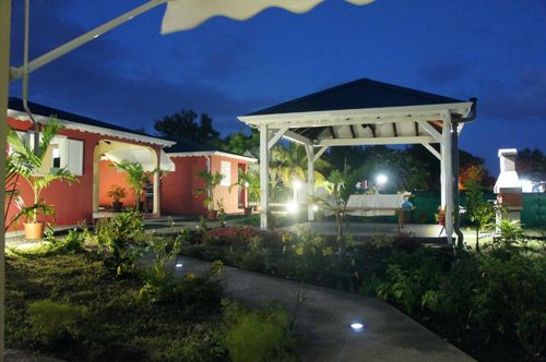 Location Villa et Maison Vacances Guadeloupe | cozycozy