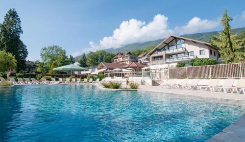 Resorts Annecy al mejor precio | cozycozy