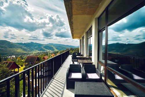 Ukraine Resorts at the Best Price | COZYCOZY