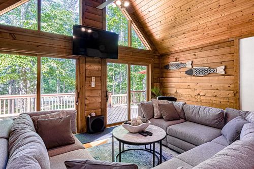 Lake Anna Cabins | Best prices on Cozycozy